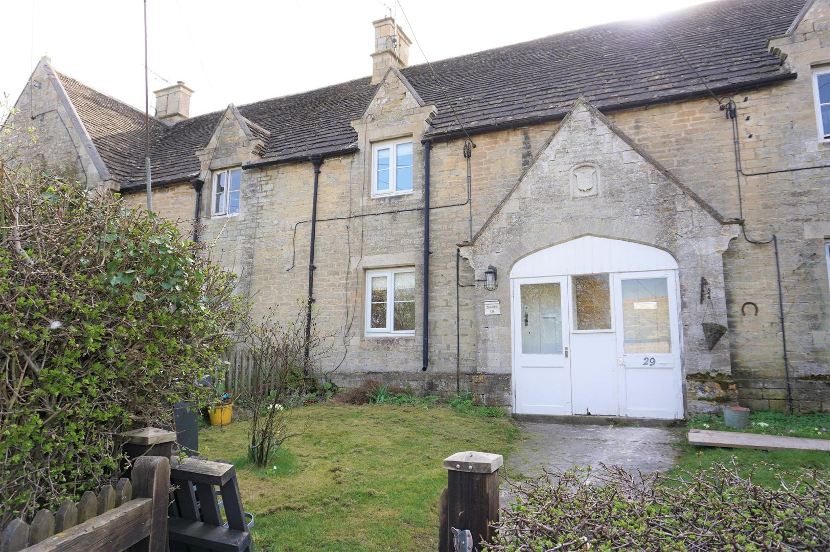 Gated Road, Lower Benefield - Just Lets